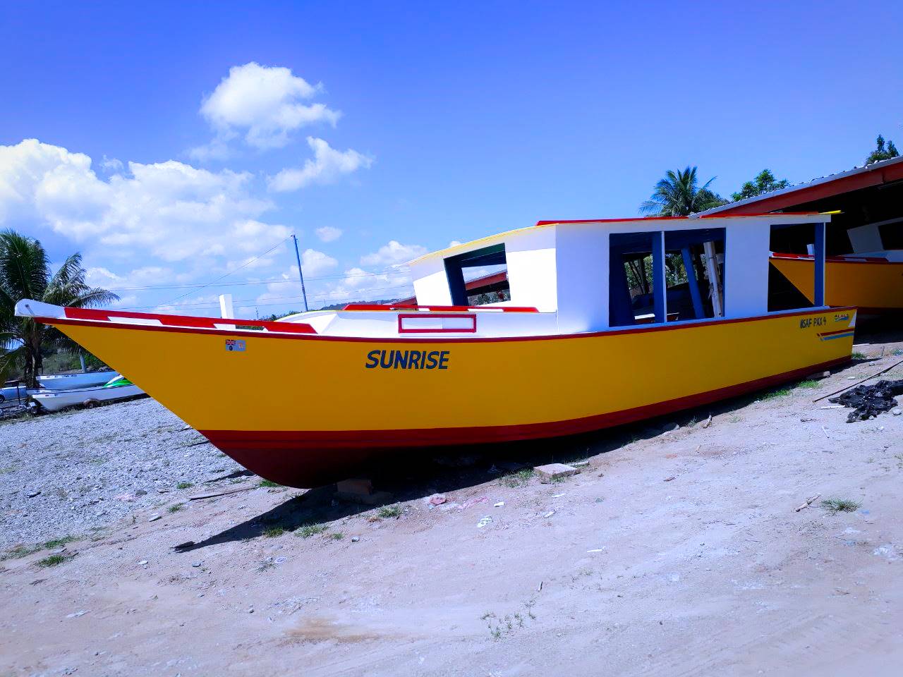 Lals Fibreglass Boat Building | semantictrade - Best Fibre Boat ...